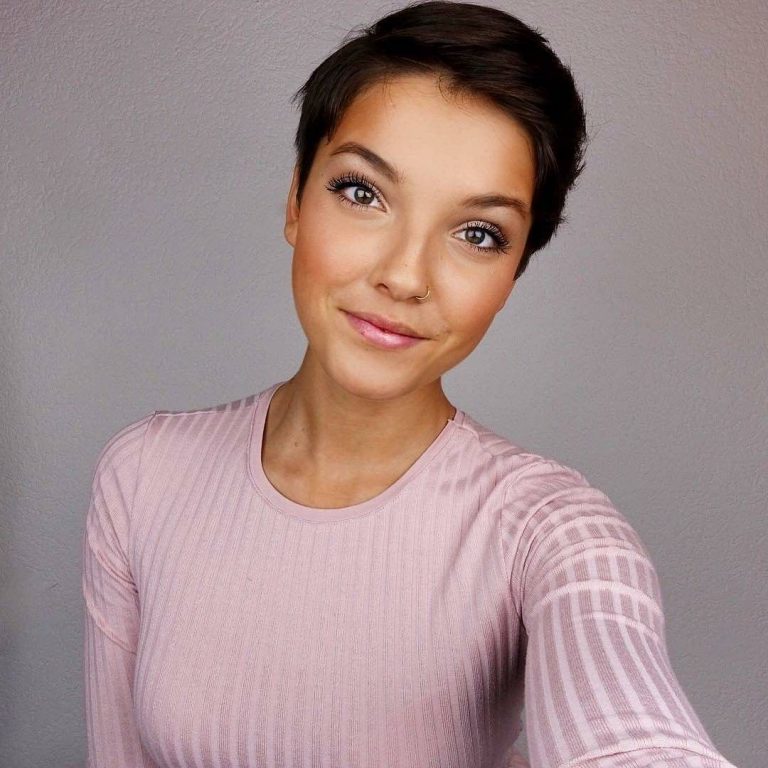 3 tagli di capelli molto corti per chi ama il nero corvino, pixie cut ...