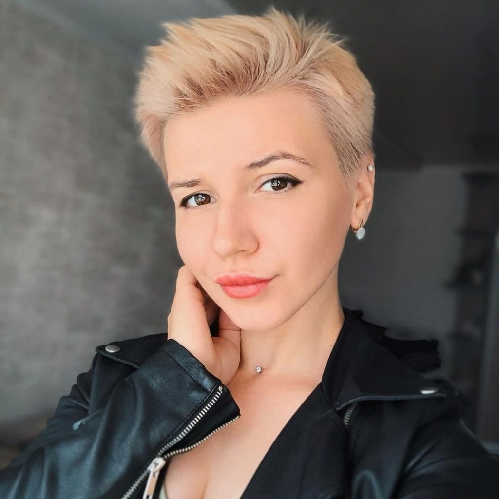 [35 FOTO] Pixie che passione, analizziamo i tagli più amati e quelli da ...