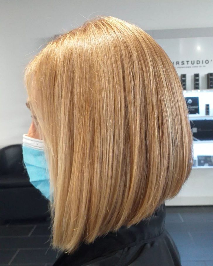 Scandi bob: nuova versione del caschetto biondo assolutamente da provare