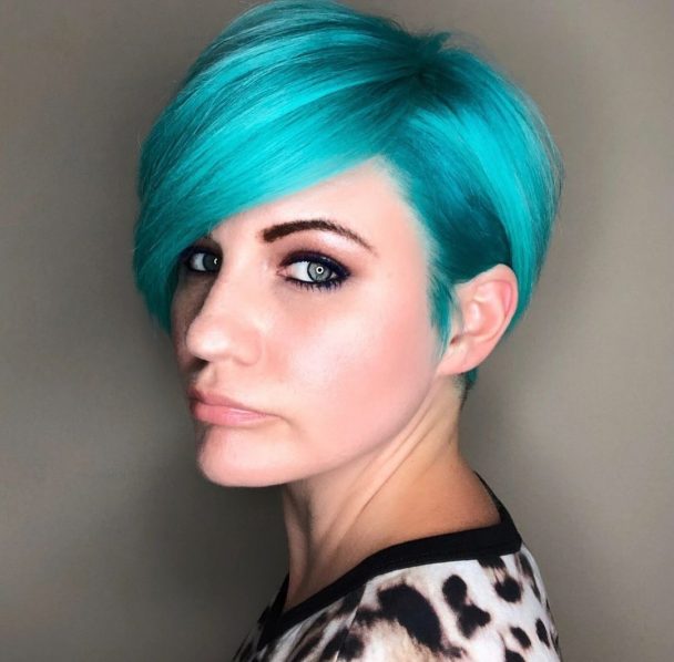 [35 FOTO] Capelli rasati da donna, un look molto affascinante alla ...